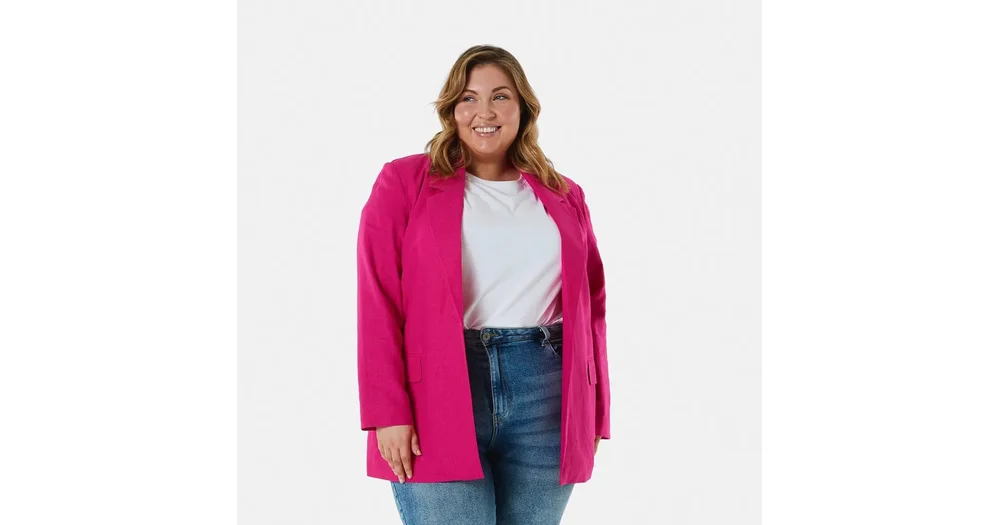 Kmart Curve Long Sleeve Linen Blend Blazer reviews | ProductReview.com.au