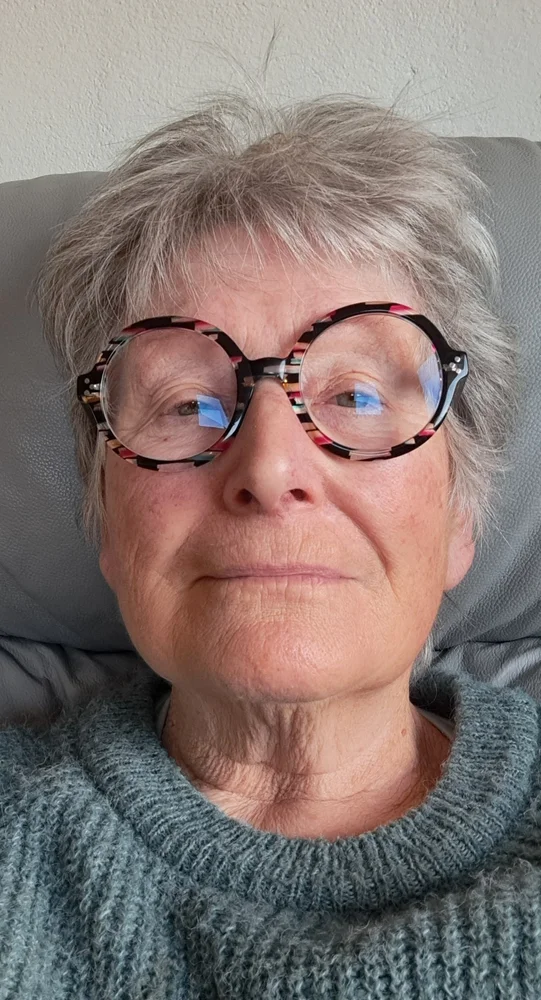 Breeze Balm Pomegranate Daily Glow BB Cream reviews | ProductReview.com.au