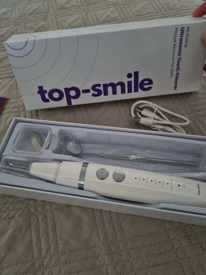 TopSmile Ultrasonic Tooth Cleaner reviews | ProductReview.com.au