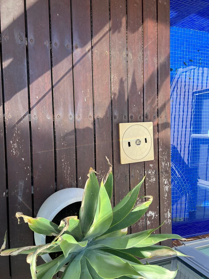 Viccon Deck and Fence Wood Finish Stripper reviews | ProductReview.com.au