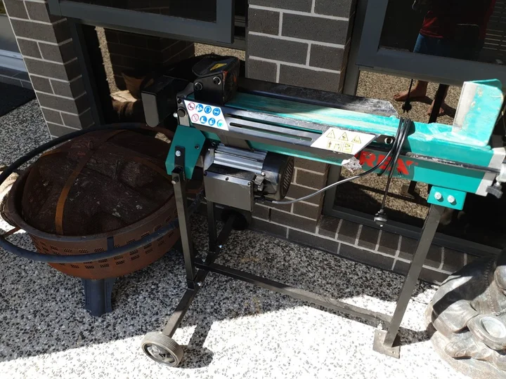 ALDI Ferrex Log Splitter reviews | ProductReview.com.au