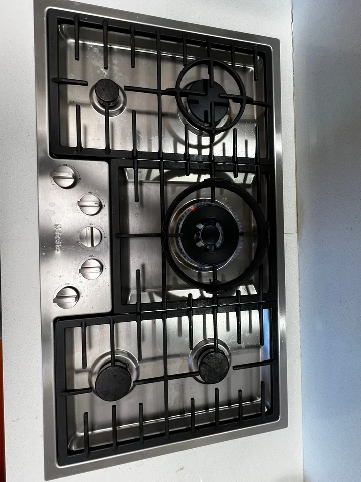 Miele KM 2354 reviews | ProductReview.com.au