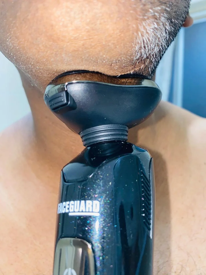 Guard Labs Elite Pro Wet/Dry Electric Rotary Shaver reviews ...