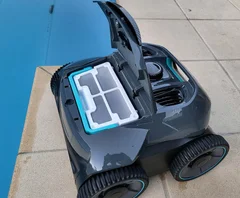 Aiper Seagull Pro Cordless reviews | ProductReview.com.au