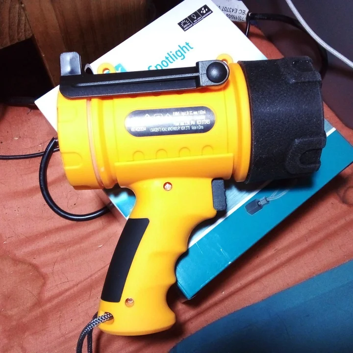 ALDI Lightway Rechargeable Spotlight reviews | ProductReview.com.au