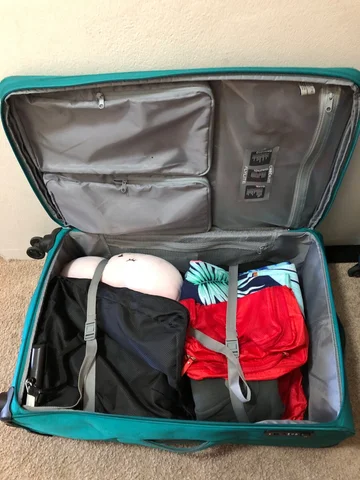 Flylite Spin Air 3.0 83cm Suitcase reviews | ProductReview.com.au