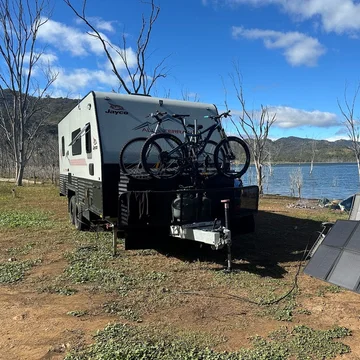 Adventure Kings 200W Folding Solar Blanket reviews | ProductReview.com.au