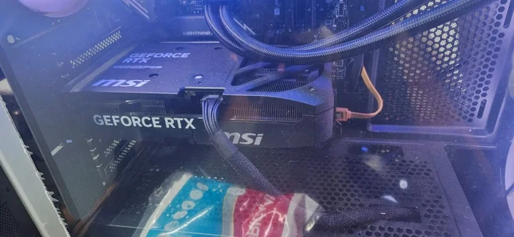 MSi MAG Forge 320R Airflow reviews | ProductReview.com.au