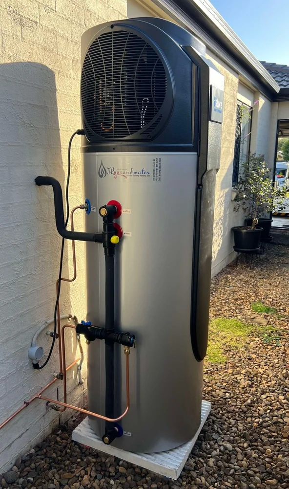 iStore Hot Water Heat Pump 270L reviews | ProductReview.com.au