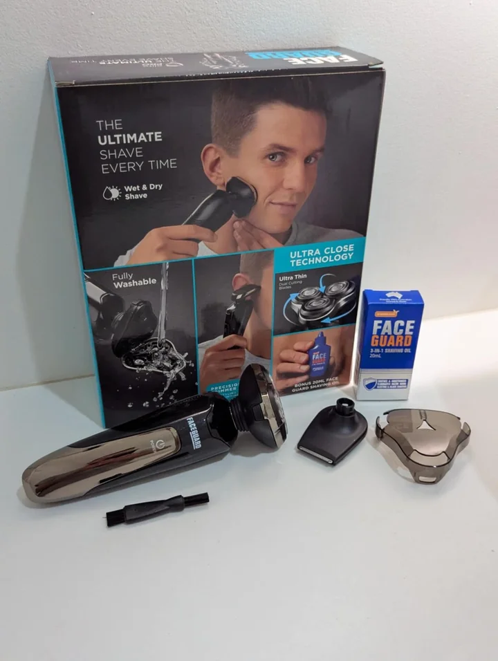 Guard Labs Elite Pro Wet/Dry Electric Rotary Shaver reviews ...