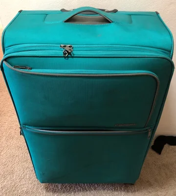 Flylite Spin Air 3.0 83cm Suitcase reviews | ProductReview.com.au