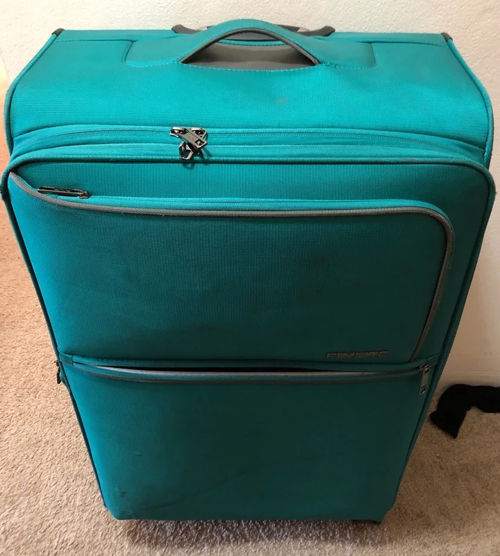 Flylite Spin Air 3.0 83cm Suitcase reviews | ProductReview.com.au
