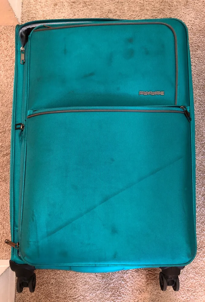 Flylite Spin Air 3.0 83cm Suitcase reviews | ProductReview.com.au