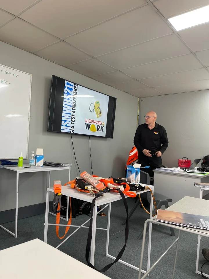 Licences 4 Work NSW, Bankstown reviews | ProductReview.com.au