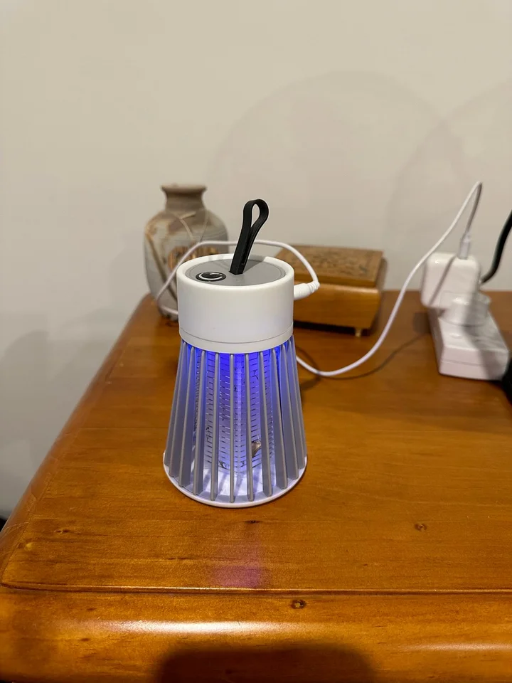 Ozzi Mozzie UV Mosquito Zapper reviews | ProductReview.com.au