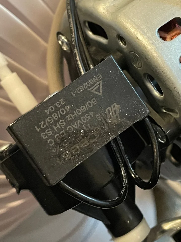 Seiki 30cm Desk Fan reviews | ProductReview.com.au