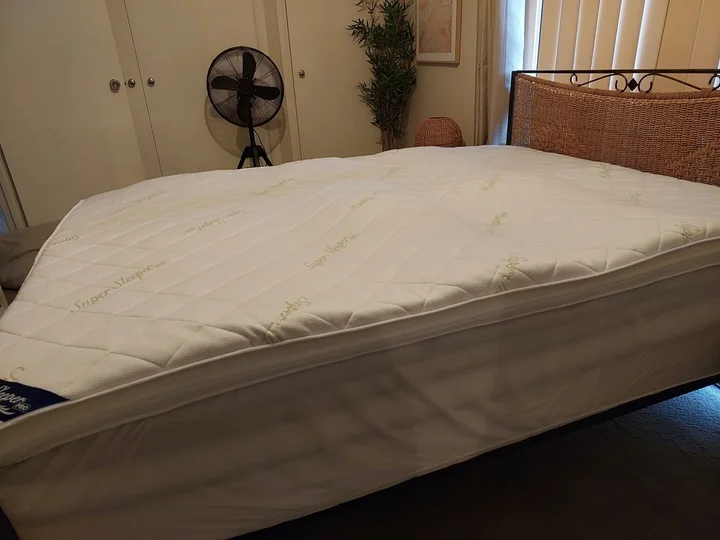 Super Sleeper Pro Original Mattress Topper reviews | ProductReview.com.au