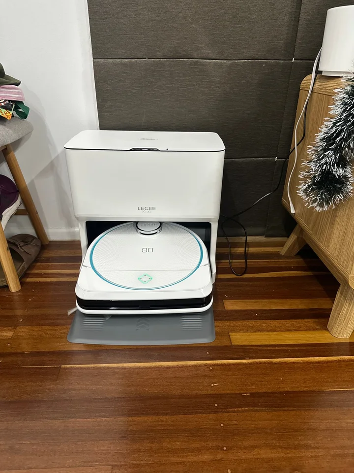 Hobot Legee D8 reviews | ProductReview.com.au