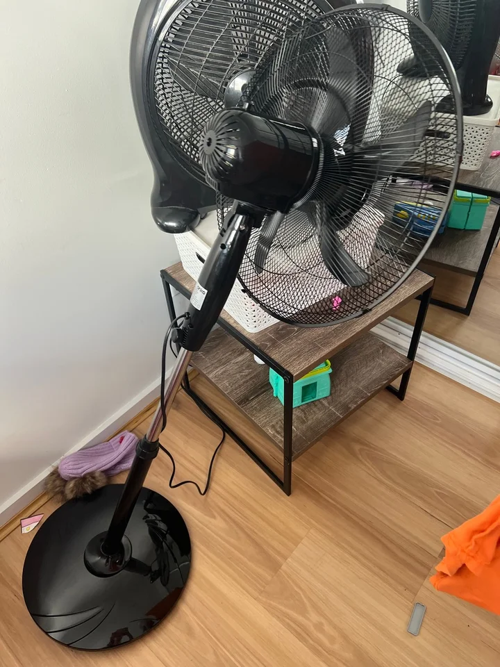 Kmart Anko 50cm Black Pedestal Fan reviews | ProductReview.com.au