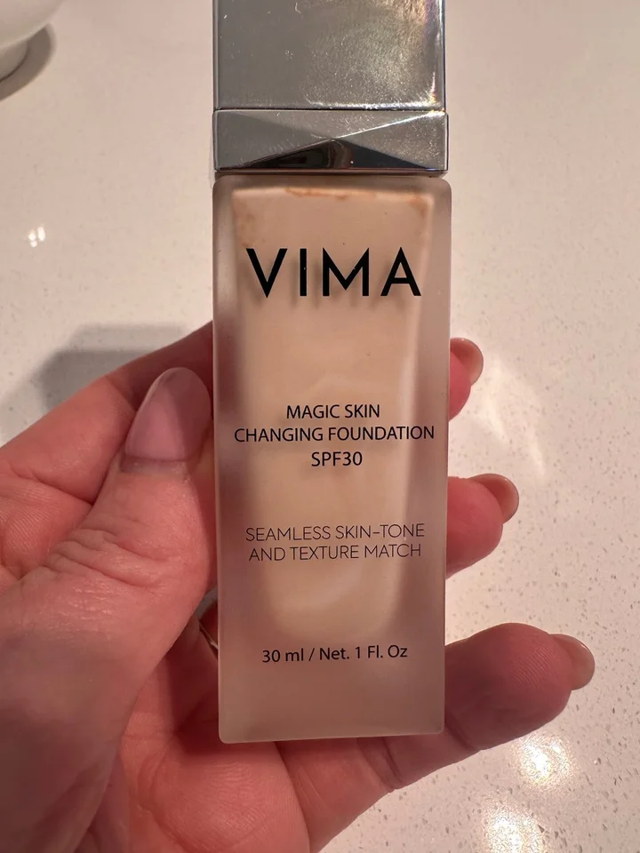 Vima Magic Skin Changing Foundation reviews | ProductReview.com.au