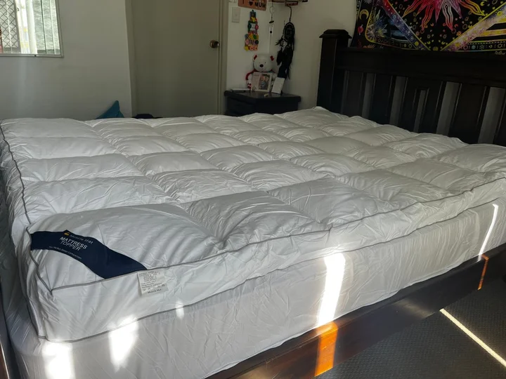 Muscle Mat Luxury Mattress Topper Super King reviews | ProductReview.com.au