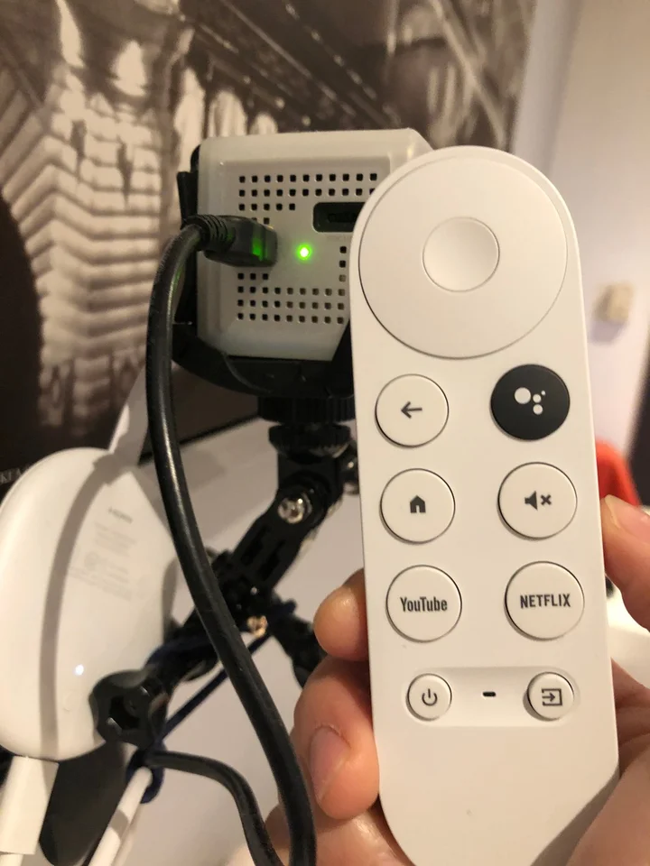 Innoio Innocube Smart Beam Portable Projector reviews | ProductReview ...