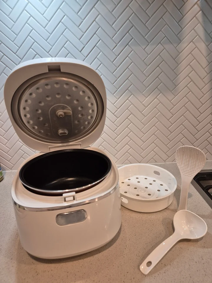 Kmart Anko 7 Cup Digital Rice Cooker DRC-6ESL032 reviews ...