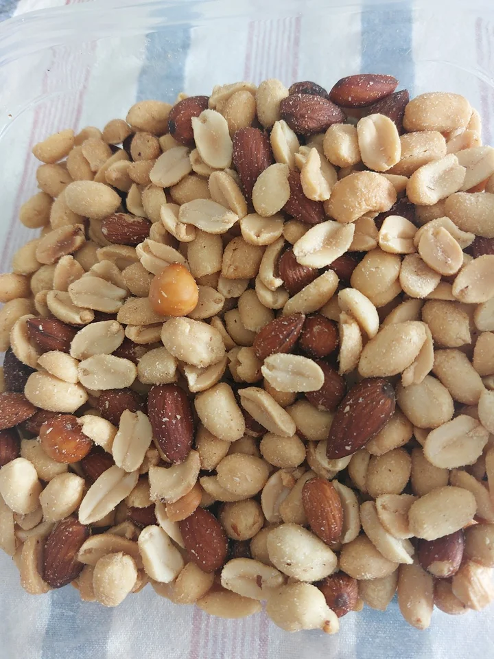 ALDI Forresters Mixed Nuts reviews | ProductReview.com.au