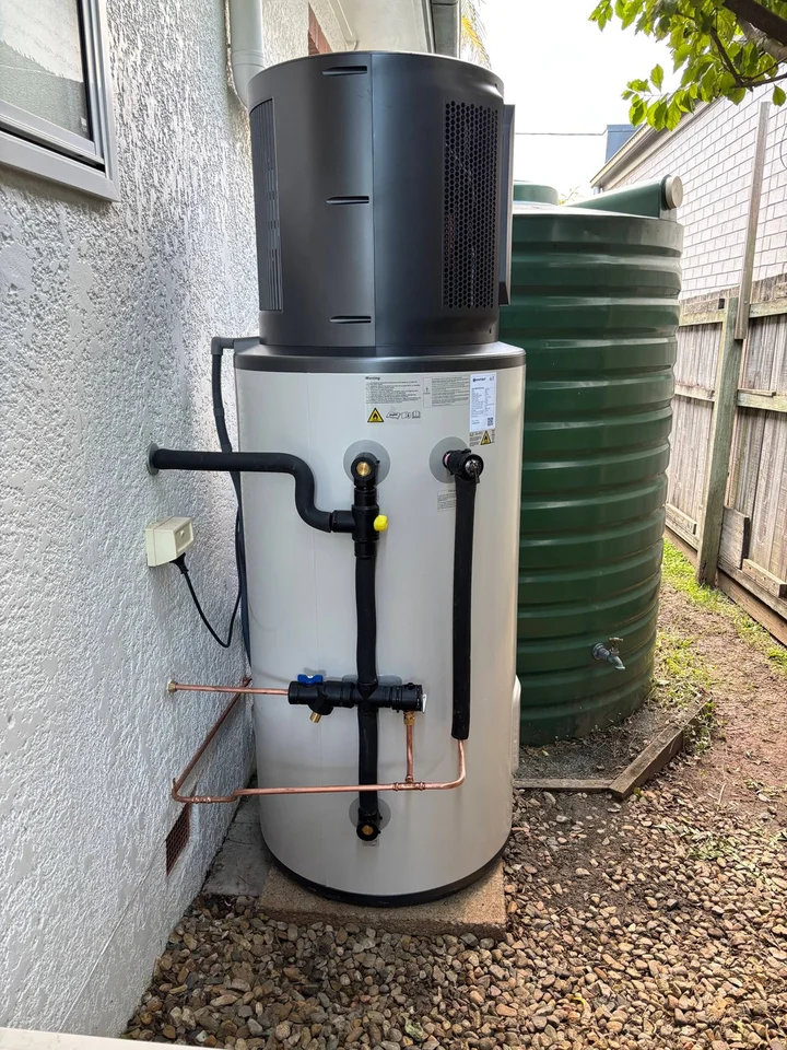 Envirosun 330L HP Plus Heat Pump ES330M9 reviews | ProductReview.com.au