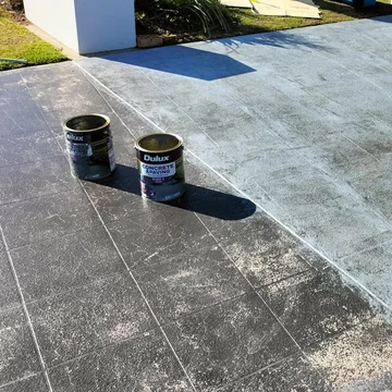 Dulux Concrete & Paving Crushed Pebble Effect reviews | ProductReview ...