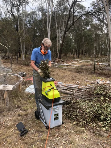 Ryobi Crushing Shredder RSH2445S reviews | ProductReview.com.au